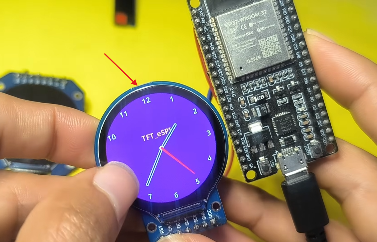 Complete Guide to GC9A01 Round Display with ESP32 & Arduino - DIY TechRush